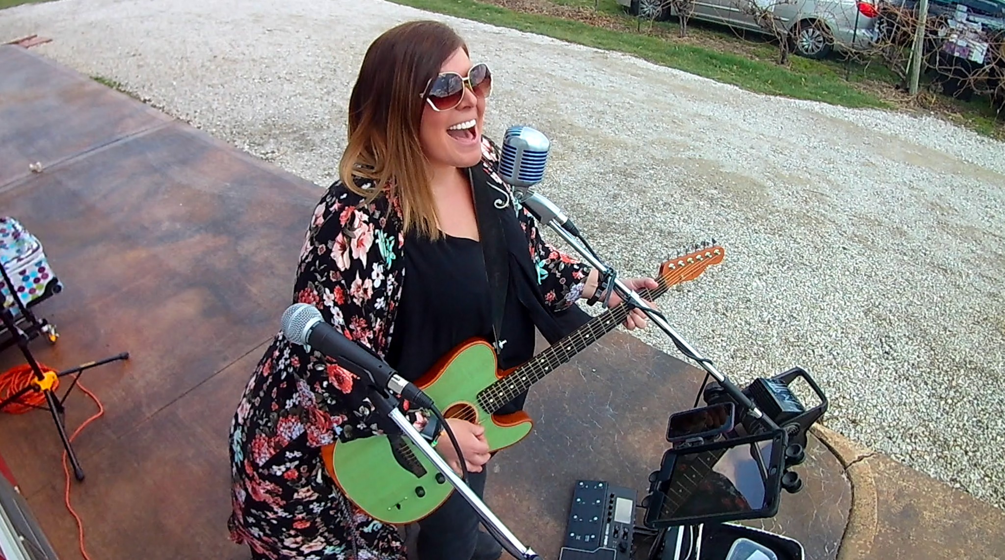 Lindsay Blacksher solo at Iron District » RiverNorth District